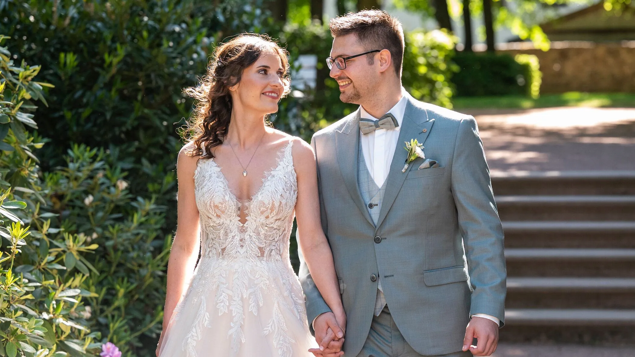 Offiziell: Kiwi ist verlobt! Das ist der Mann an ihrer Seite